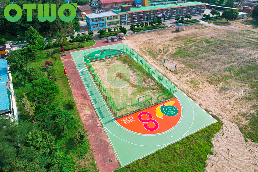 논산 연무초등학교 다목적 놀이공간 - 주식회사 오투